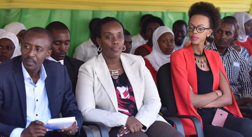 RWAMAGANA: Miss Mutesi Jolly yakoranye n'urubyiruko ibiganiro by ...