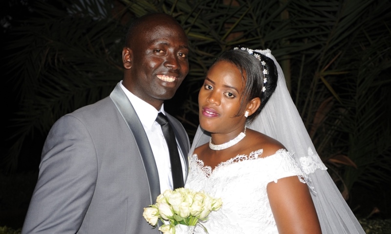 Umunyamakuru Kayitare Jean Paul n'umugore we Ingabire Sharon bib ...