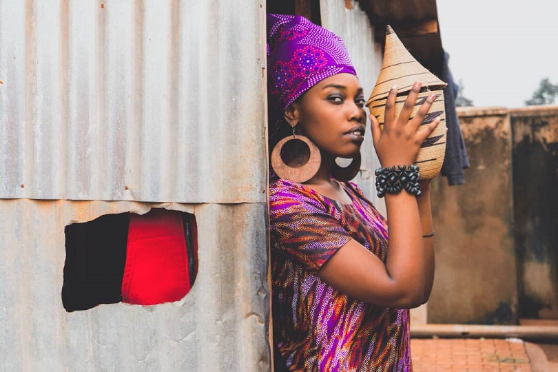 Deborah Humura, umuhanzikazi mushya ufite intego yo gukora muzik ...