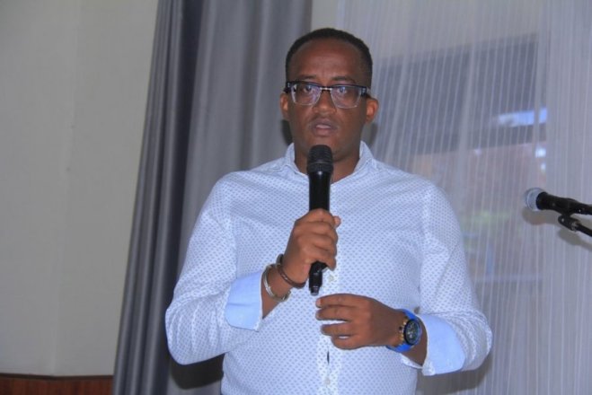 RIB yahamagaje Perezida wa Rayon Sports Munyakazi Sadate na Gaci ...