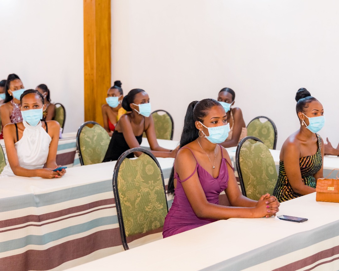 Miss Rwanda 2022: Abakobwa 42 muri 51 bari bateganijwe nibo bag ...