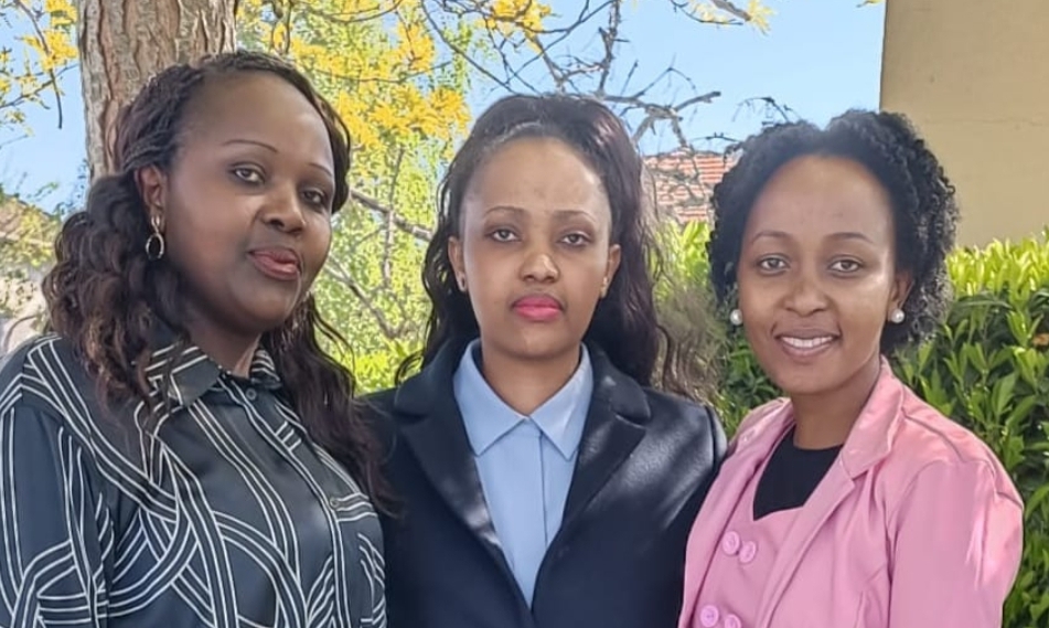 The Blessed Sisters bongeye guhura uko ari batatu banahuza ingan ...