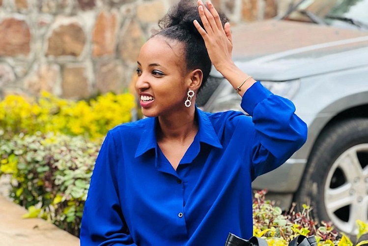 Miss Umwiza Phiona ahataniye guhagararira urubyiruko rw'u Rwanda ...