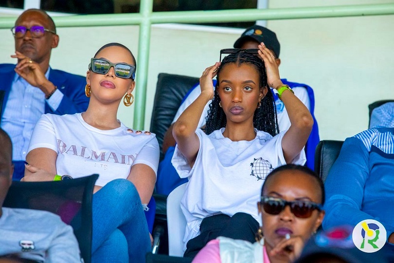 Ifoto y’umunsi: Miss Jolly yarebye umukino wa APR na Rayon Sport ...