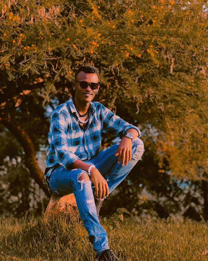 Auddy Kelly yakoze indirimbo ku buhamya 'bwiza Buravan yasize’-V ...