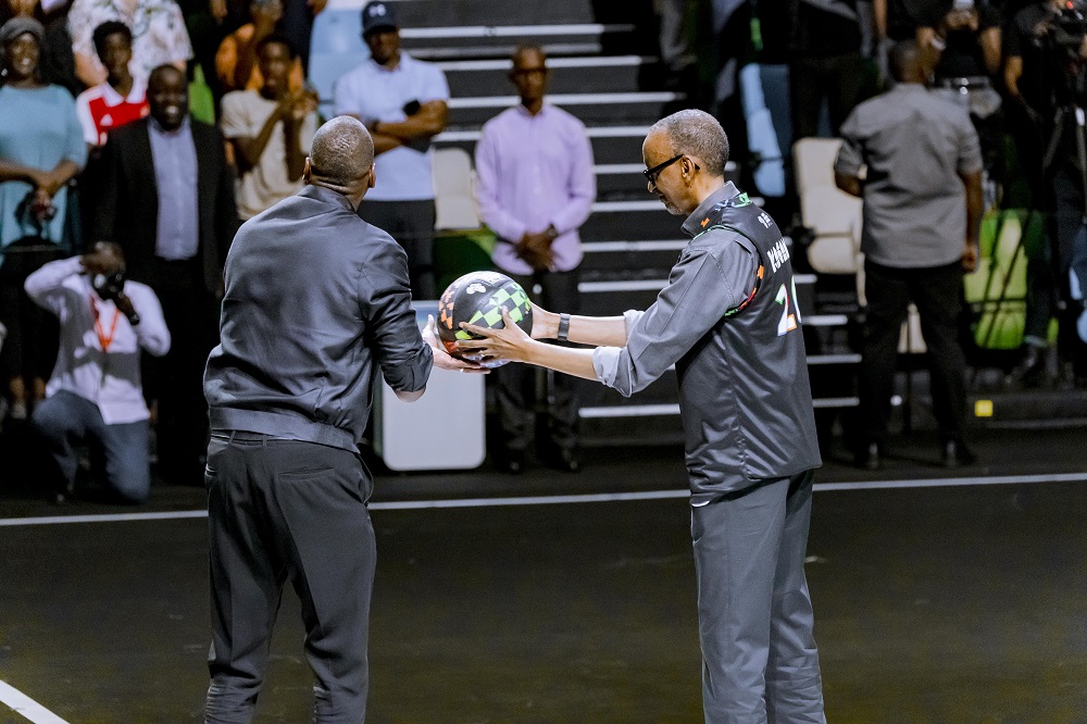 Perezida Kagame yahawe ikirango cy'igihangange muri Africa | InyaRwanda.com