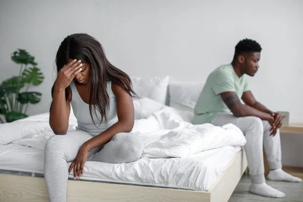 Nkore iki? Iyo dukora imibonano mpuzabitsina ankubita ku kibuno ...