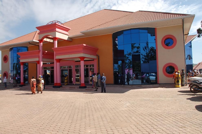 Itorero Umuriro wa Pentekote mu Rwanda ryafunzwe kubera "kubiba ...
