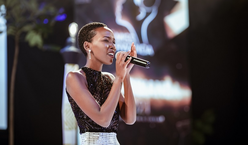 Yamaze iminsi 21 mu bitaro! Ubuhamya bwa Miss Akaliza Amanda ku ...