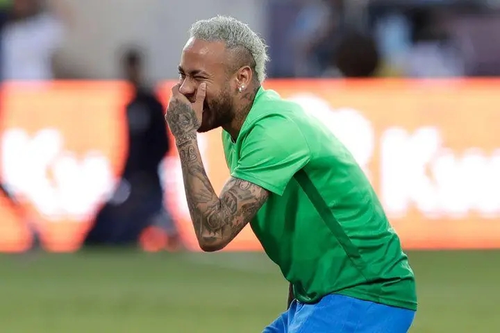Neymar agereranya kumwigisha uko batera penaliti nko kwigisha Pa ...