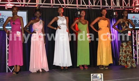 Abahatanira ikamba rya Miss Rwanda 2014 baratangira gutorwa biny ...