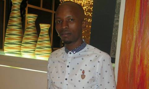 DJ Theo arashakishwa na studio 2 zikomeye hano mu Rwanda ngo abe ...